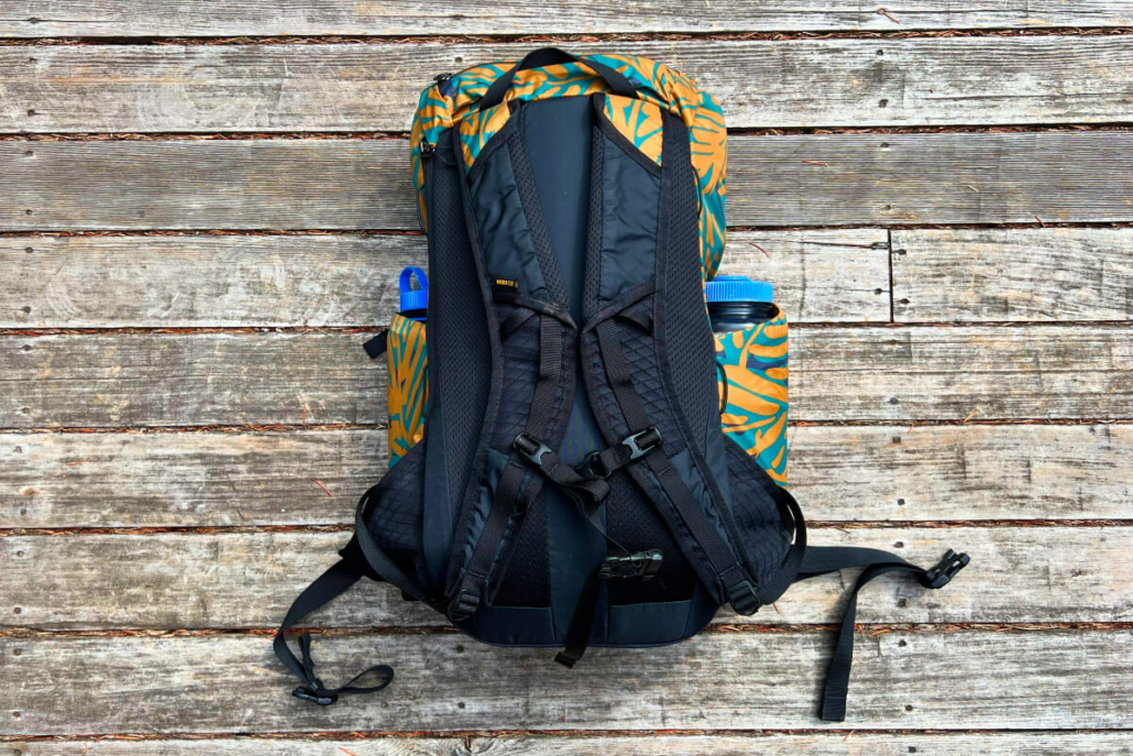 REI Flash 22 Review - Ultralight Pack , Killer Value