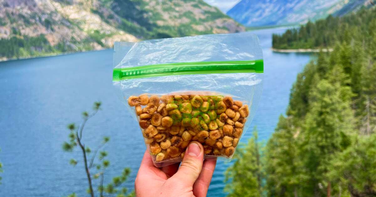 Best Reusable Snack Bags For Hiking & Backpacking 2026